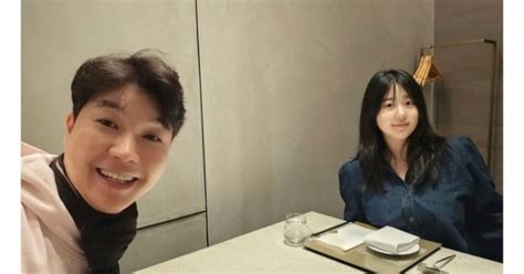 박수홍 아내 김다예 임신 중 근황 공개…배 나와 뒤뚱뒤뚱