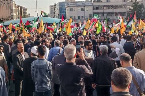 تجمع مردمی در میدان انقلاب تهران در حمایت از مردم فلسطین ویدئو شهرآرانیوز