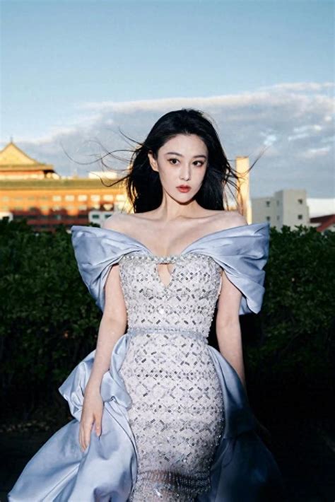 被吐槽装人淡如菊又想火？张馨予回应：我什么时候立人设了？想火也不是什么丢脸的事