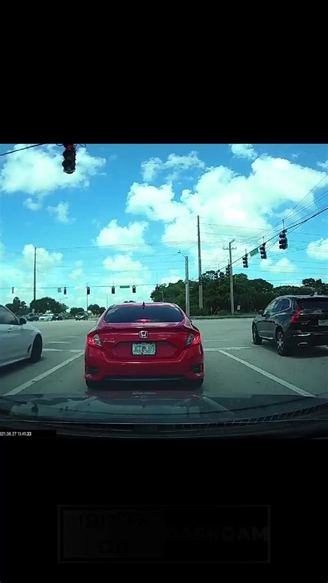 Insurance Scam A Shocking Dash Cam Footage Reveals A Potential