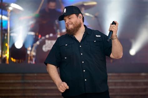 Live Wire Luke Combs Adds Second Foxborough Show