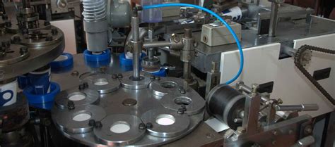 Производство на картонени чаши за вендинг автомати