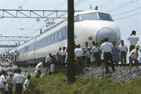 写真でたどる日本の鉄道史 開業から150年を彩った感動の名場面 マネーポストWEB