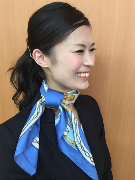 Pin Van Scarfcaps Op Silk Scarves