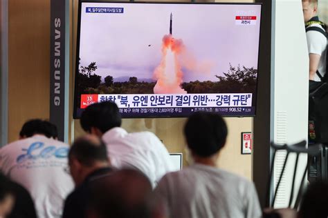 북한 美전략핵잠 부산 기항 핵무기 사용조건 해당 한국경제
