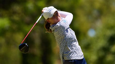 Roberts Surges Ahead As Dowling And Whitelock Share Lead At Australian