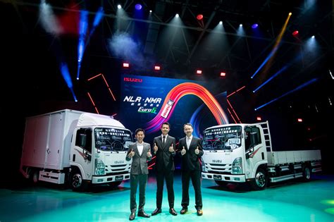 Isuzu六期全車系新車重磅登場 Nlr5噸、nmr65噸商用貨車 安全配備超前部署 Auto Graphic