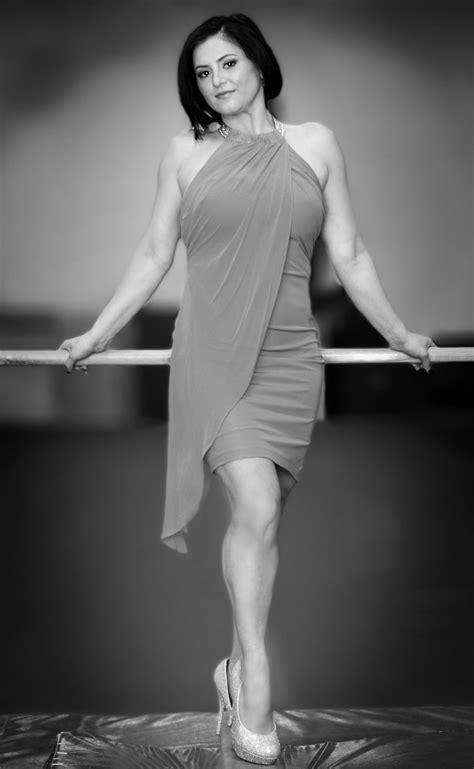 Bio — Dominique Moceanu