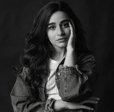 8 Hot Sexy Carmela Barsamian Bikini Pics