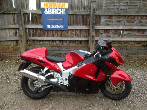 Suzuki Gsx 1300 Rx 2000 Black Red Original Fp 12 Months M O T