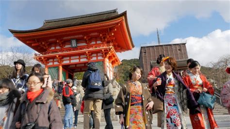 Japanese Customs And Traditions
