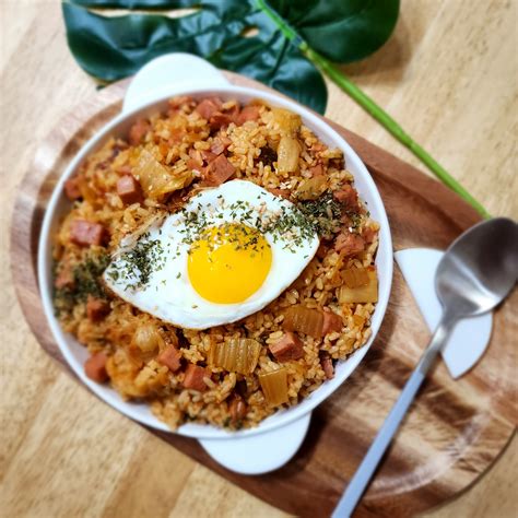 김치스팸볶음밥 주말점심메뉴 추천 간단하고 맛있는 볶음밥