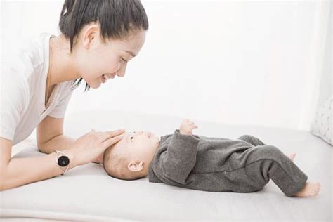 亲子摄影 亲子照 全家福 辣妈 萌娃 儿童摄影 米尼潮童摄影 母亲节 父亲节 浙江台州米尼潮童摄影 微信号