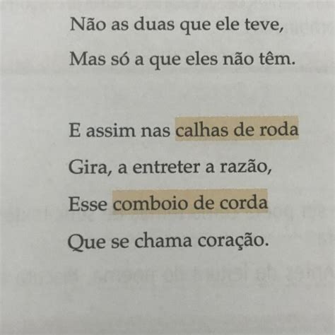 A ordem dos termos sintáticos nessa estrofe aparece invertida Como