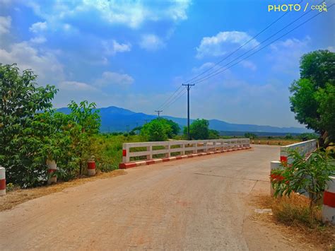 တွဲလက် လူငယ်များ Added A New Photo တွဲလက် လူငယ်များ