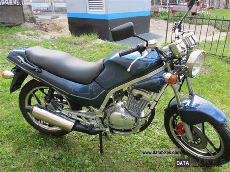 2000 Hyosung GF 125 Moto ZombDrive