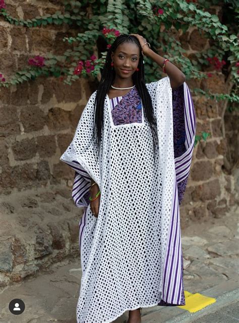 Pin By Mary On African Fashion Senegalaise Curvy Casual Outfits