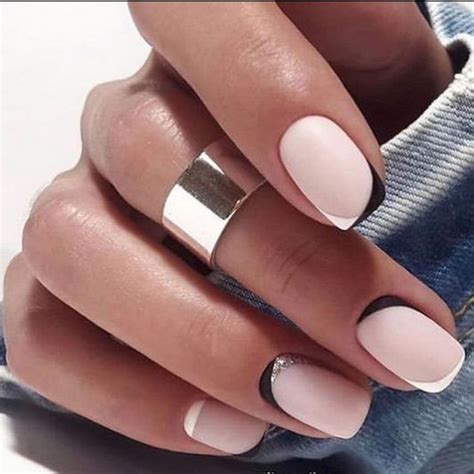 26 страхотни идеи за розов маникюр