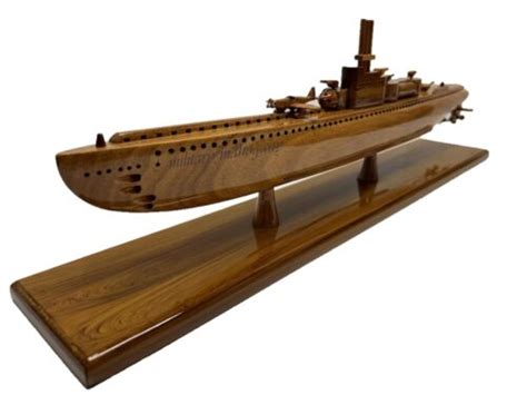 Japanese Imperial Navy I 400 Class Wwii Submarine Mahogany Wood Wooden