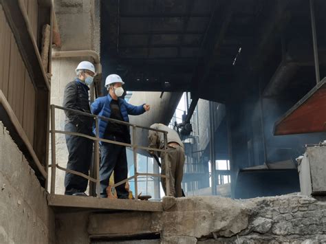 寻甸县应急管理局到旭东化工开展隐患整改复查工作生产执法问题