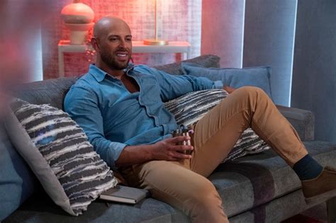 Love Is Blind Season 5 Izzy Zapata Reveals Theres A ‘sex Day In The Pods Reality Tea