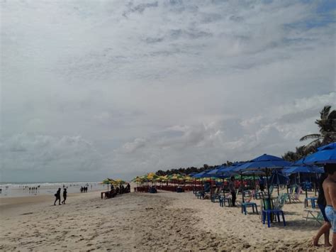 Carnaval 2023 movimentação começa tranquila na Praia do Futuro