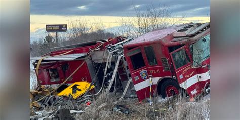 2 Mt Morris Twp Firefighters Hospitalized After Rollover Crash On I 75