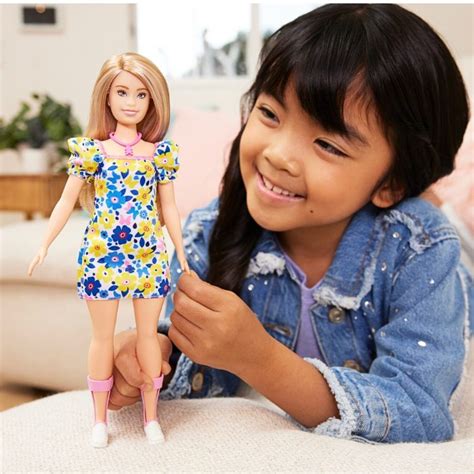 Barbie Fashionistas Downs Syndrome 208 Dukke I Blomstret Kjole Og Med Rosa Tilbehør Hjt05