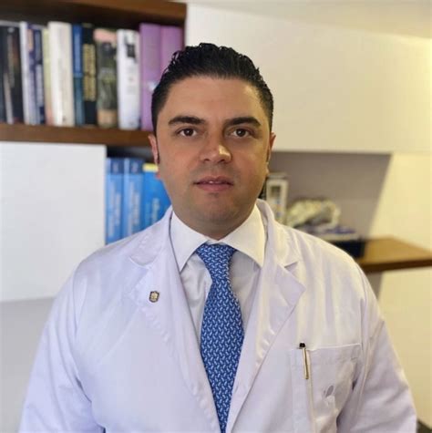 Dr Juan Camilo García López Urólogo Bogotá Agenda Cita