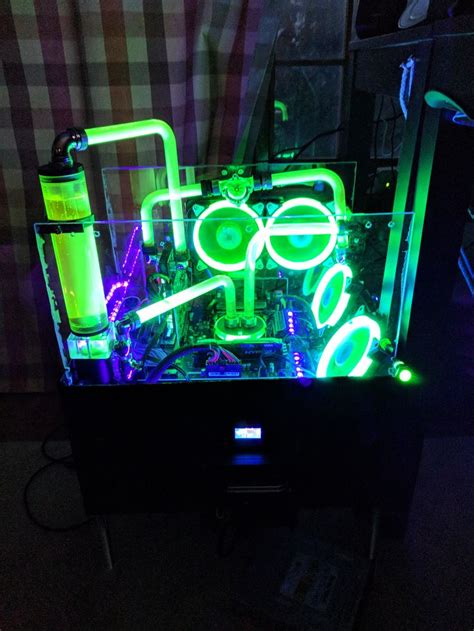 Liquid Cooled Pc With Led Lights