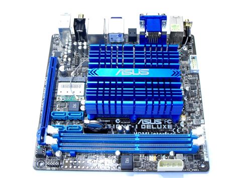 Closer Look - Asus AT3IONT-I Deluxe review - Page 2