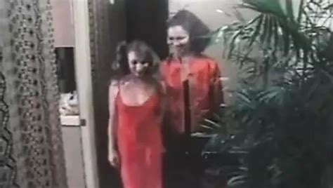 Retro Shemale XHamster