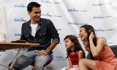 Mona Louise Rey Lj Reyes And Tj Trinidad At The Gma Network Live Chat
