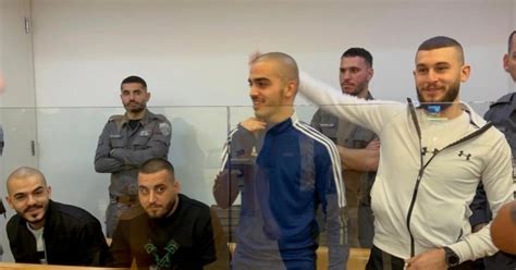 بالصور محكمة حيفا الإسرائيلية تصدر أحكامًا بالحبس على أربعة معتقلين في