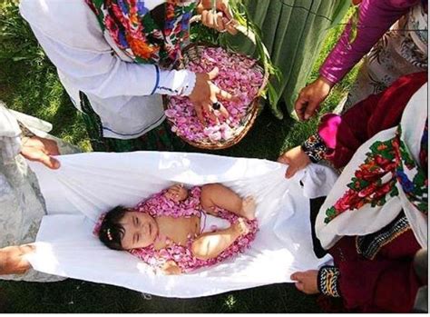 آئین سنتی گل غلتان خراسان رضوی سرشار از نشاط و لطافت ایسنا