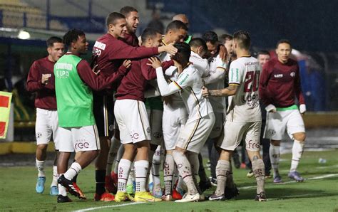Ferroviária vence e conquista a classificação na Série D Portal