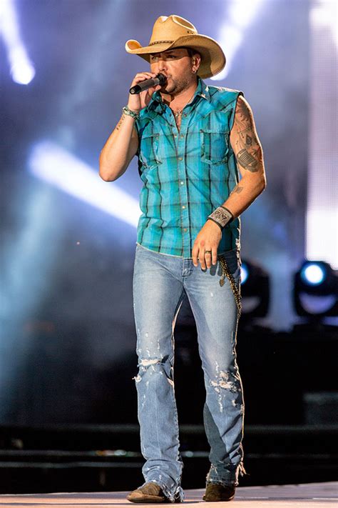 Photos Hottest Male Country Singers — Luke Bryan And More Hollywood Life
