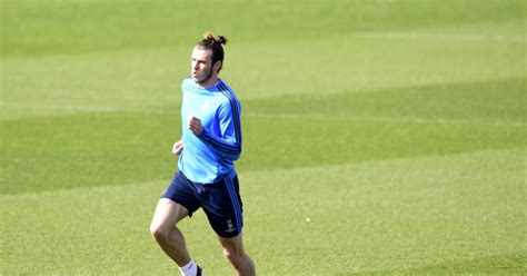 포토 레알 마드리드 러닝 훈련 중인 사무라이 가레스 베일