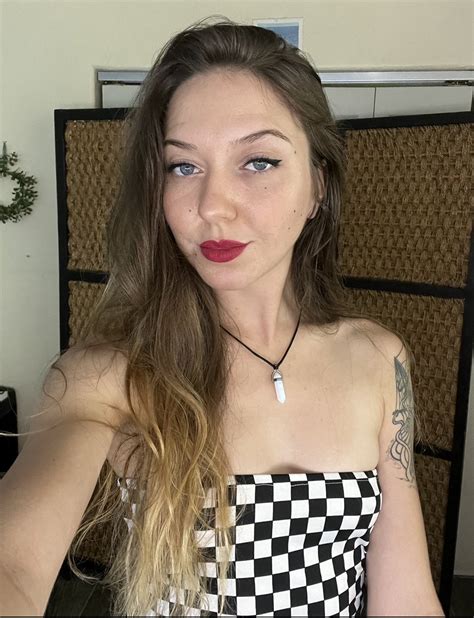 🧚🏽‍♀️b0ngbbyx♌️14k🧚🏽‍♀️ On Twitter Rt Jademargot Vote For Me In