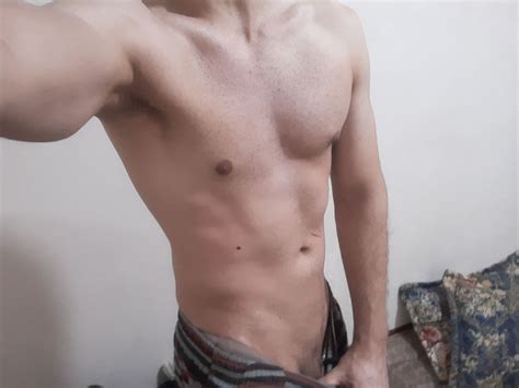 قم و تهران زوج های باحال و پایه فانتزی بخونن و ببیننن😍پشیمون نمیشی عکس