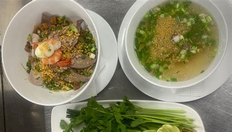 Quán Ăn Gia Đình Chú Khánh Hủ Tíu Nam Vang And Bún Bò Lê Liễu ở Quận