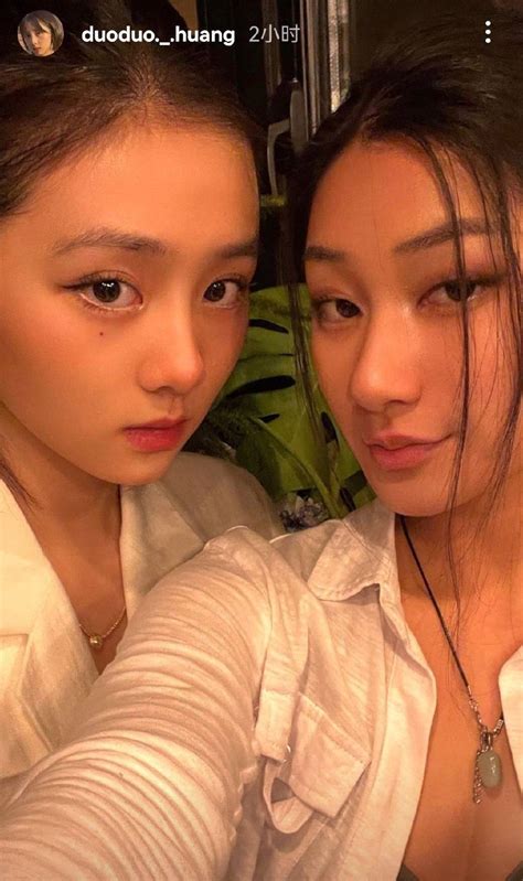 黄磊女儿黄多多晒与同学合照 比心自拍漂亮养眼 搜狐大视野 搜狐新闻