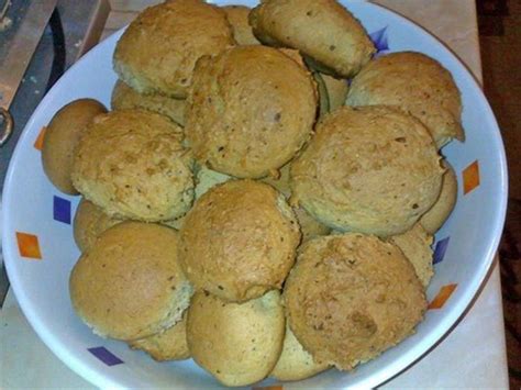 Таралежки с орехи и кисело мляко