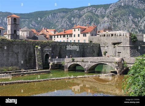 Montenegro Kotor Old Town Walls River Gate Stock Photo Alamy