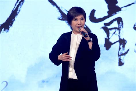 唐美雲背歌仔戲使命不怕睡得少 「兒孫滿堂」提前過母親節