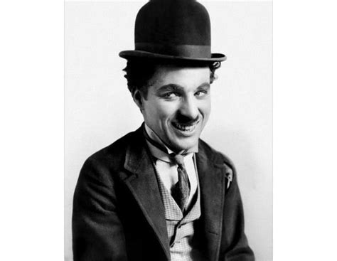 Уна Чаплин по стопам гениального деда Homsk