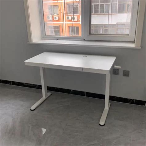 Modern School Furniture High Adjustable School Students Studying Table