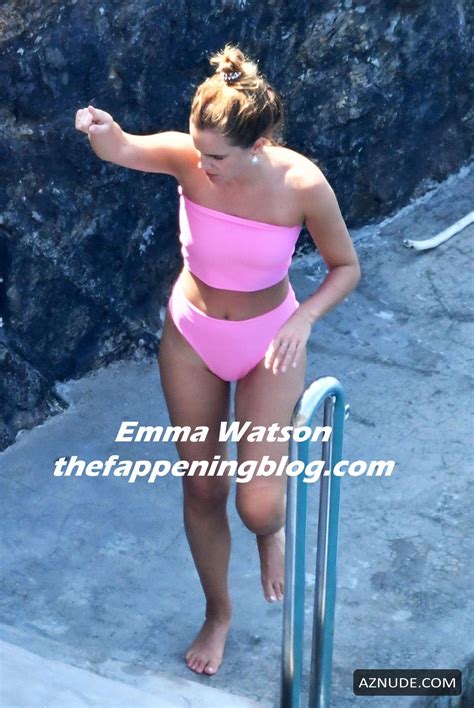 Emma Watson Spotted On Her Holidays Out In Positano Italy Aznude