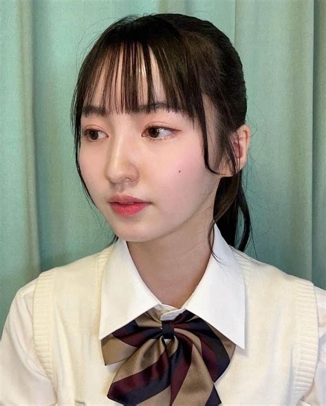 山本紗衣さんのインスタグラム写真 山本紗衣instagram 「＊ カラコン入れてアイラインしっかり引いて メイクの研究した日💁🏻‍♀️