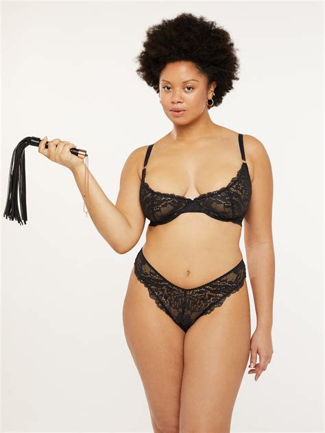 Ripple Effect Whip In Black Savage X Fenty